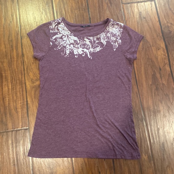 Tahari | Tops | Vintage Tahari Purple Tee With Floral Design | Poshmark